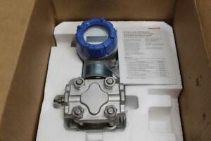 China Honeywell SmartLine ST700 Gauge Pressure Transmitter STG740-E1GC2A with 2-Line LCD Display and 270° Position Adjustment for sale