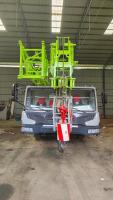 China Zoomlion QY50V 50 Ton Truck Crane with 42+18m Lifting Height and 350L Fuel Capacity for sale