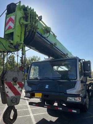China Zoomlion 250H Truck Crane with 43m Boom and 7 Ton Counterweight - 4000 Operating Hours, 7000 km for sale