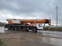 China 2013 Zoomlion 200 Ton Mobile Crane with 72M Boom and 72T Counterweight - Heavy Duty Lifting Equipment for sale