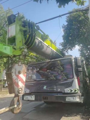 China 2019 Zoomlion ZTC250V Crane 40m Main Boom with National IV Emission Standard for sale