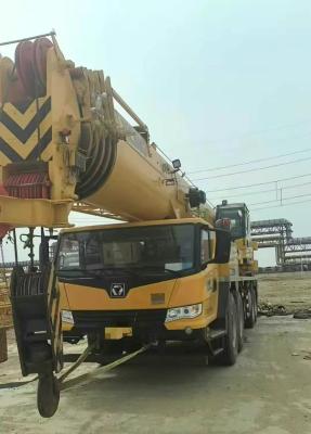 China 25 Tons Maximum Lifting Capacity XCMG 100H Crane Gvw 170 Tons Heavy Duty Crane Suitable for Industrial Material Handling for sale