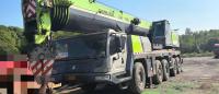 China 2019 Zoomlion Used Crane ZAT1300V7 Main Boom 73m Jib 33.5m Counterweight 50 Tons Running Time 4540h Mileage 22369km Excellent Working Condition for sale