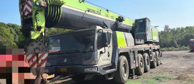 China 2019 Zoomlion Used Crane ZAT1300V7 Main Boom 73m Jib 33.5m Counterweight 50 Tons Running Time 4540h Mileage 22369km Excellent Working Condition for sale