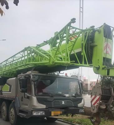 China 2019 Zoomlion Used Crane ZTC550H5 Main Boom 45.5m Jib 16m Counterweight 11.5 Tons Running Time 4740h Mileage 32369km Excellent Working Condition for sale