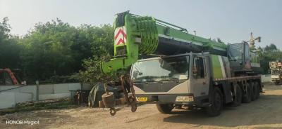 China Max Lifting Height 65.6 Meters ZOOMLION Truck Crane 360 Degree Slewing Angle 6000 Operating Hours Mobile Crane Solution for sale