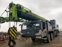 China 35 Meters Maxliftingheight ZOOMLION Mobile Truck Crane Mobile Lifting Machinery Suitable for Various Construction Tasks for sale