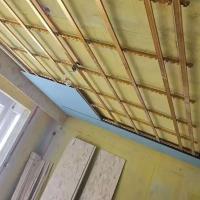 China Galvanized Metal Stud Framing Track 0.4-1.2mm Thickness 3000-3660mm Length for Drywall Systems for sale