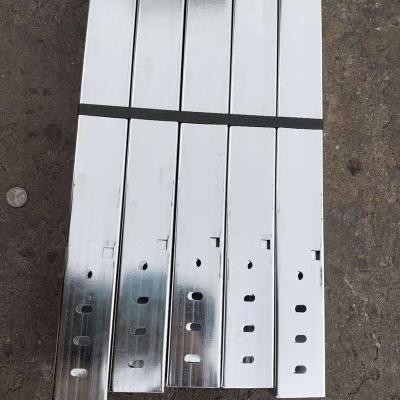 China Hot-Dip Galvanized Slotted Cable Tray 100-150mm Height with 250kg Load Capacity for Indoor Electrical Systems for sale