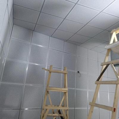 China 6mm 8mm 12mm Fire Rated Calcium Silicate Board - 1200°C Fireproof, 0.95g/cm³ Density for Ceiling & Partition for sale