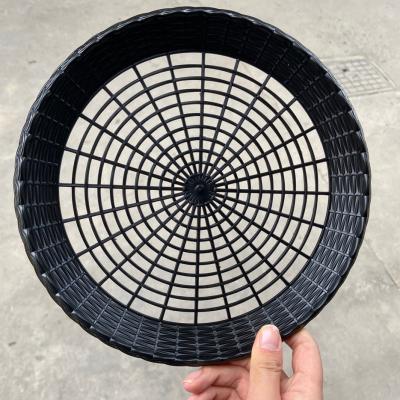 China 10-Inch Reusable Plastic Paper Plate Holder Picnic Supplies Heavy Duty Woven Style White Black Color for sale