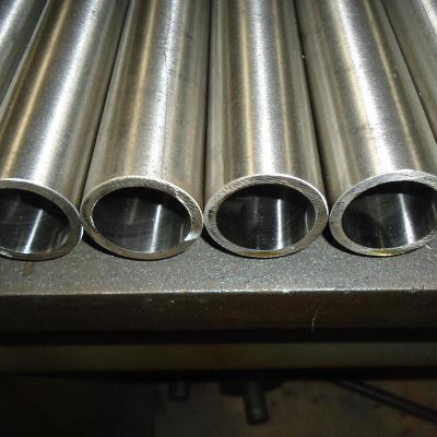 China 0.5mm 0.6mm 0.8mm Thick Stainless Steel Pipe 0.05mm 0.2mm Stainless Steel Pipe Foe Medical for sale