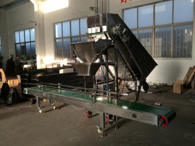 China 300 Cartons Per Hour Potato Packing Machine / Filling Machine For Carton for sale