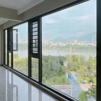 China Level 6 Water Tightness Aluminum Double Glass Screen Window with Heat Insulation Strip for sale