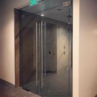 China Simple Fashion End Aluminium Frameless Glass Door with Stainless Steel Screen Netting for sale