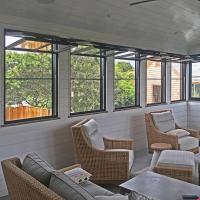 China Horizontal Opening Tempered Glass Aluminum Bifold Windows With Triplex Glass Upgrade for sale