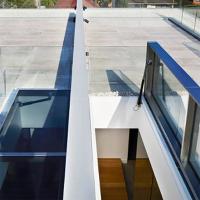 China Electric Or Manual Skylight With Welded Aluminum Frame And Horizontal Opening Pattern for sale