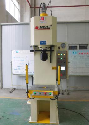 China Automotive Parts C Type CNC Hydraulic Press 25Ton PLC Moto Pump for sale