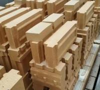 China Low Porosity Clay Brick Refractories In Steel Making for sale