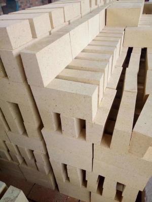 China Light Yellow Refractories In Steel Making High Alumina Refractory Bricks 1600°C for sale