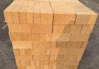 China Al2O3 9% Magnesia Alumina Spinel Bricks Light Yellow Magnesia Spinel Bricks for sale