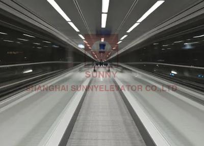 China Moving Walkway Escalator The Perfect Solution For Short To Medium Distance Transportation for sale