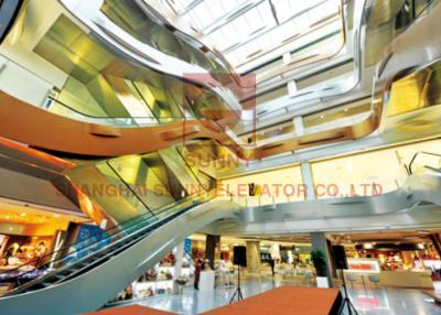 China Indoor / Outdoor Shopping Mall Escalator Comfortable With 35 Degree 5.5kw for sale