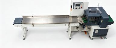 China Fully Automatic Horizontal Flow Wrapping Machine 2.5 kW Flow Wrapper for sale