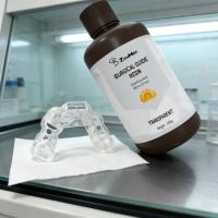 China Low To Medium Viscosity Surgical Sensitivity Resin Complies With FDA And CE Standards Ensuring Dental Restoration Results for sale