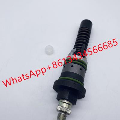China Machinery diesel engine spare parts fuel injector pump 02111335 21204970 0414401102 for BFM1013 for sale