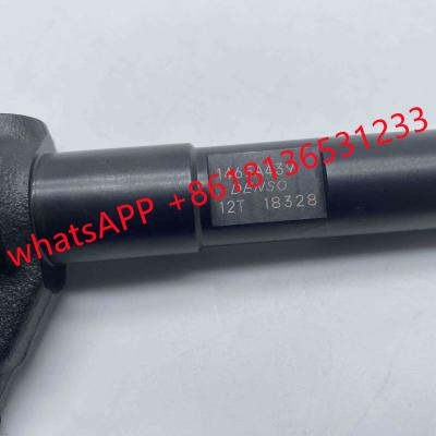 China High Quality Diesel Fuel Injector 295050-1760 1465A439 Common Rail Fuel Injection Nozzle 295050-1760 1465A439 for sale
