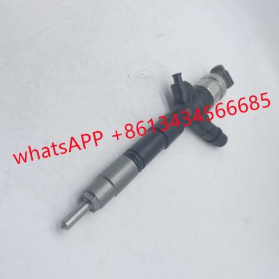 China 23670-30400 Common Fuel Injector for sale