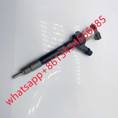China Re-Manufactured 100% Professional Test Car Diesel Fuel Injector 295050-0120 1465A323 for sale