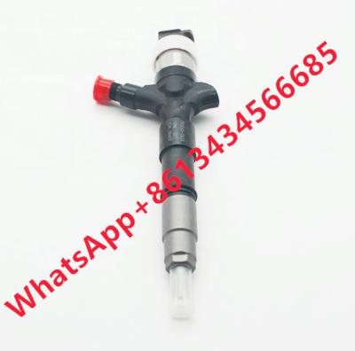 China 23670-0L020 Common Rail Denso Diesel Fuel Injector 23670-30370 23670-0L050 095000-8220 for sale