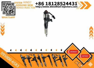 China Fuel Injector 23670-E0320 095000-6583 Fits for J08E Engine for sale