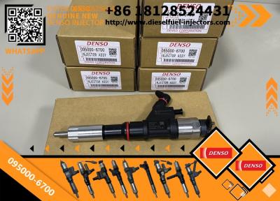China 095000-6700 Common Rail Diesel Fuel Injector 095000-6701 R61540080017A 095000-6700 for Denso for sale