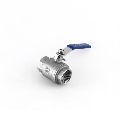 China Normal Temperature 2PC Ball Valve with Threaded Connection in 304/316 Stainless Steel for sale