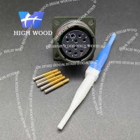 China MIL-DTL-38999 Series III D38999/20WF11SN Circular Connector 500V DC 5 Key for sale