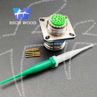 China MIL-DTL-38999 Series III D38999/20FC35PA Square Flange Receptacle 35 Contacts 5A-40A for sale