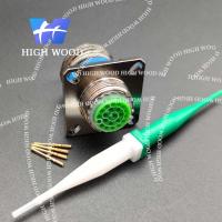 China MIL-DTL-38999 Series III D38999/20FC35PB Square Flange Receptacle 35-Pin Connector for sale