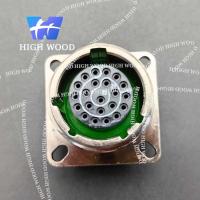 China MIL-DTL-38999 Series III D38999/20FC35SN Square Flange Receptacle 35-Pin Connector for sale