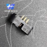 China HW-M80 2mm Pitch Rectangle Connector 5000605 3A 1200V for Aerospace Defense for sale