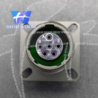 China MIL-DTL-38999 Series III D38999/20WB98SN Square Flange Receptacle Connector 98 Contacts for sale