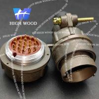 China 2PM24K19QB1 Circular Electrical Connector 700V 40A Threaded Cable Plug Panel Socket for sale