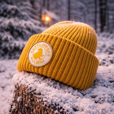 China Ribbed Knit Beanie with Patch – Warm Winter Beanie Hat | Soft Cuffed Knit Cap | Custom Logo Streetwear Beanie for sale