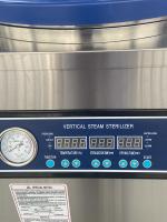 China 35L 220V 3.5kW Vertical Steam Autoclave Stainless Steel Quick Opening Sterilizer for sale