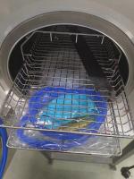 China 8L N Class Tabletop Autoclave Sterilizer 110V 220V Gravity Steam for Clinics Labs for sale