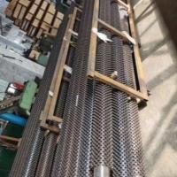 China DELLOK Carbon Steel Welded Nailhead Tube 25-273mm OD with 10-35mm Stud Height for Industrial Heat Transfer for sale