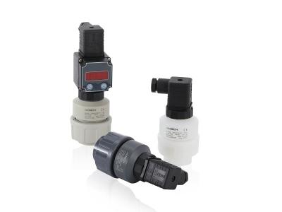 China PVDF Differential Pressure Transmitter Sensor DN20 2.5bar Measuring Range for sale