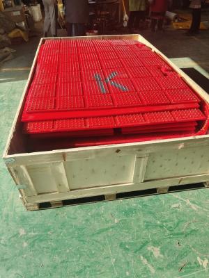 China Custom Anti-Skid Drilling Rig Safety Mat 20mm Thickness 23kg/m² Weight High Traction Industrial Flooring for sale